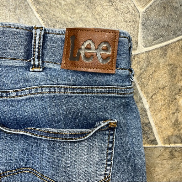 Lee | Jeans | Lee Performance Series Extreme Motion Straight Fit Tapered Leg Jeans | Poshmark